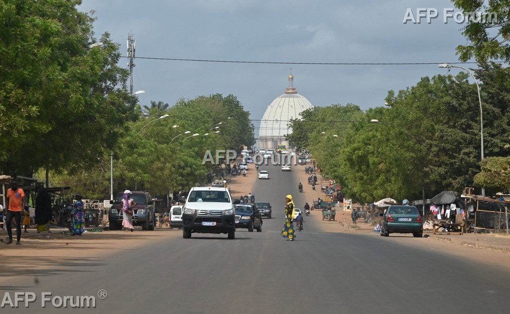 A bientôt 40 ans, Yamoussoukro entre préservation de son identité et ...
