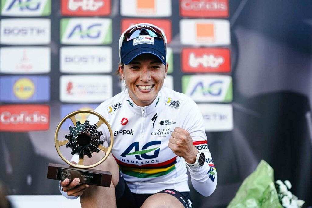 Kimberley Le Court Pienaar et Course cycliste internationale