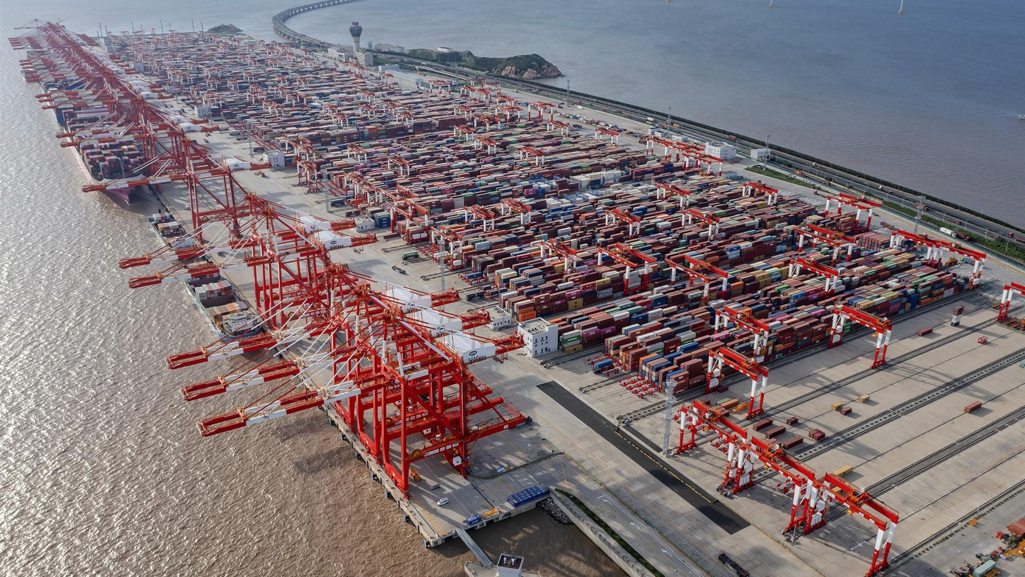 Les Ports de Yangshan et de Fuzhou écrasent la concurrence