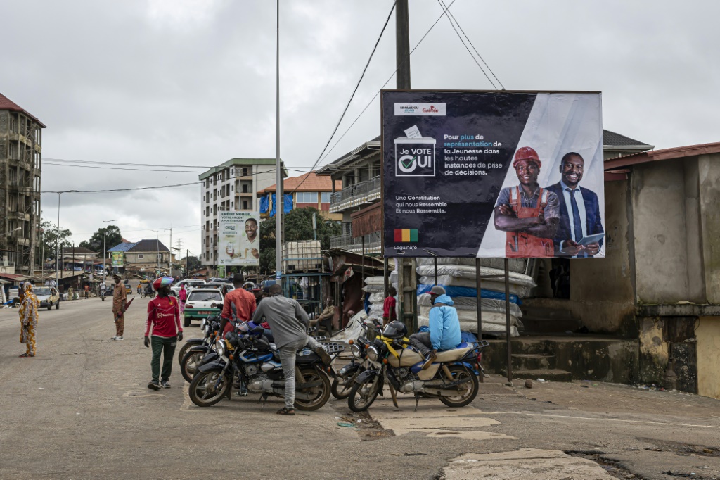 Stanislas Bamouni Baba, nommé ministre sous la Vè République