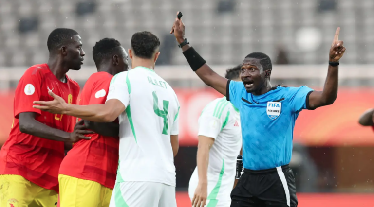 Abdou Abdel Mefire, un sifflet made in Cameroun aux grandes ambitions