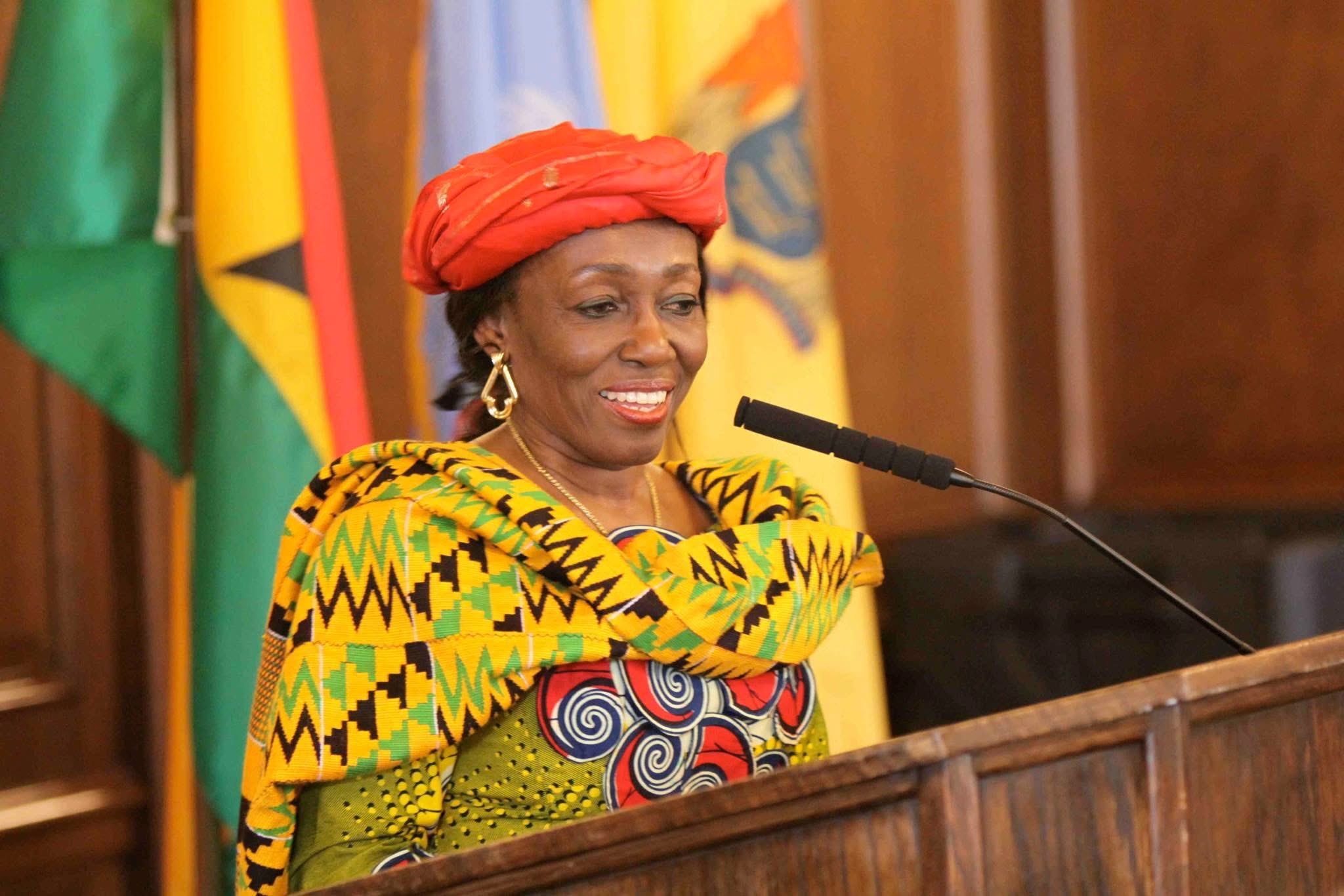 Hommages à travers l'Afrique à l'ex Première Dame du Ghana, Konadu Rawlings